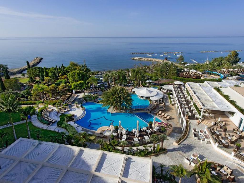 MEDITERRANEAN BEACH HOTEL , KIPAR 2026 • Letovanje • Benidorm 2026 ...